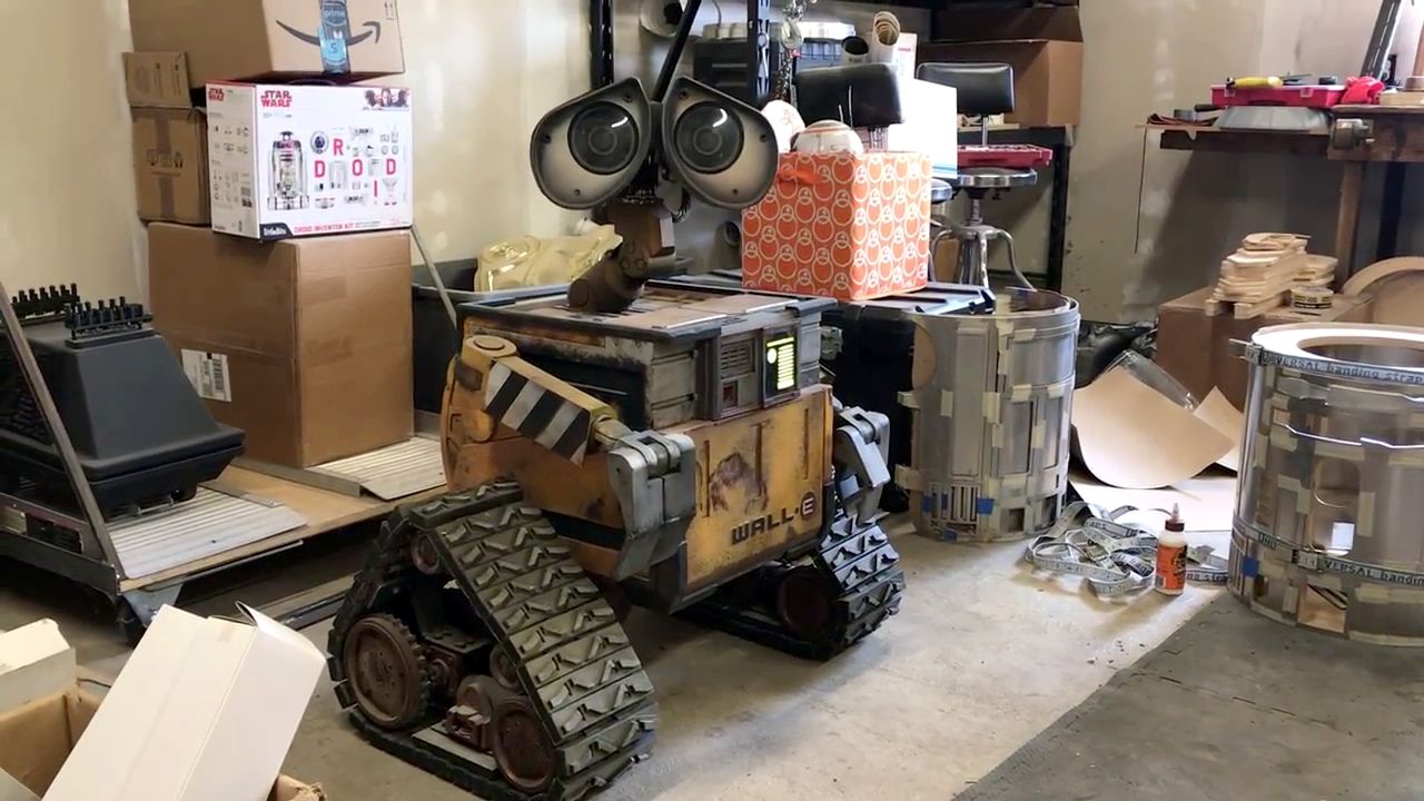 Une réplique du robot Wall-E